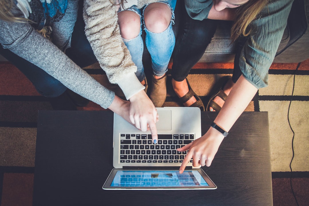 Facebook Content Strategy 2025: What’s Working Now – Creative News
